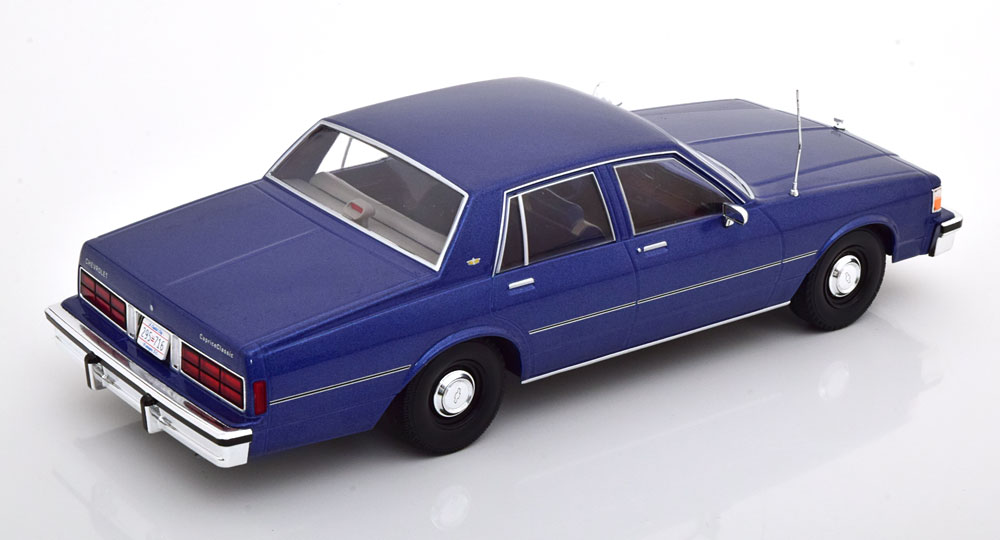 1:18-Chevrolet Caprice FBI Police-1986-1989-plavi-Model Car Group
