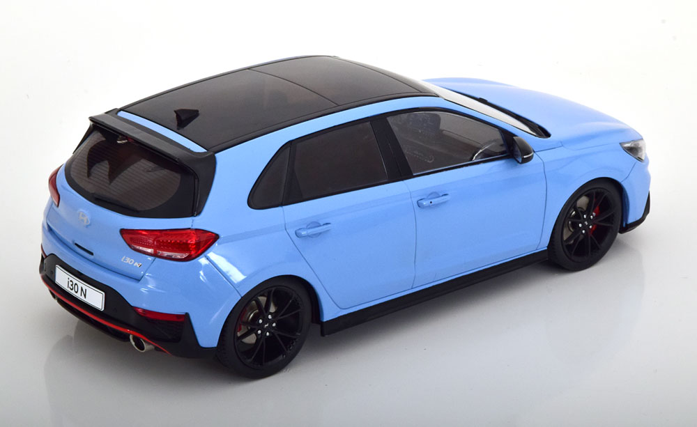 1:18-Hyundai i30N-2020-danas-svijetlo plavi-crni-Model Car Group ...