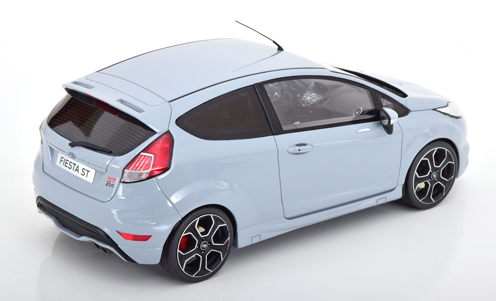 1:18 Ford Fiesta ST 200 limited edition of 2500 items 2016 2017 light ...